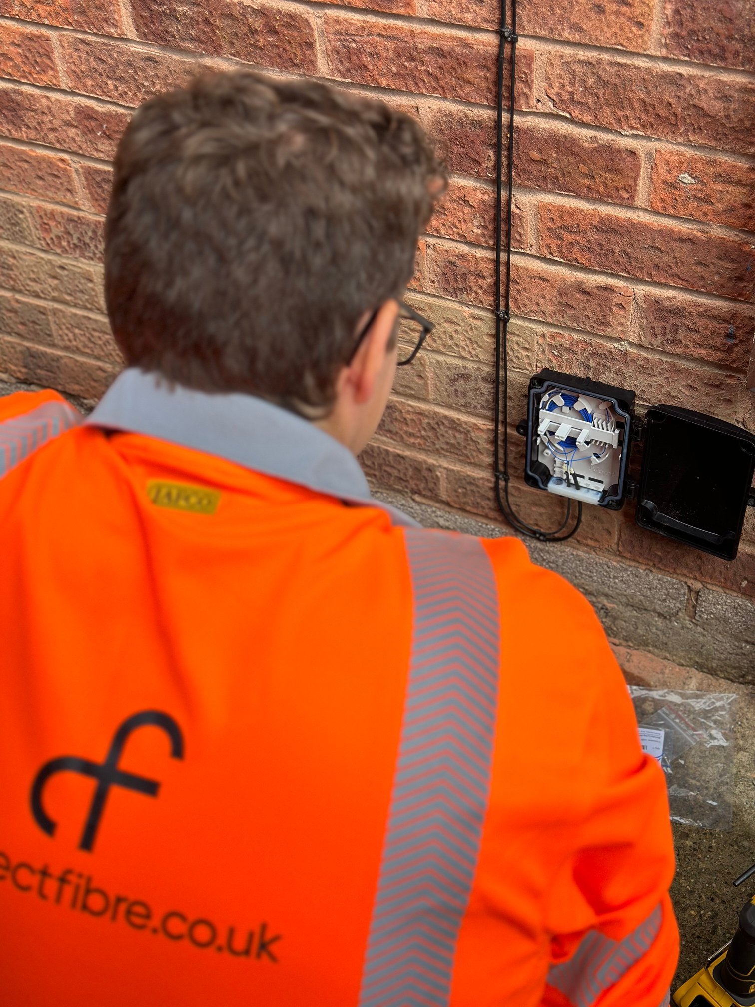 Connect Fibre - Flawless Full Fibre Broadband - Project Gigabit